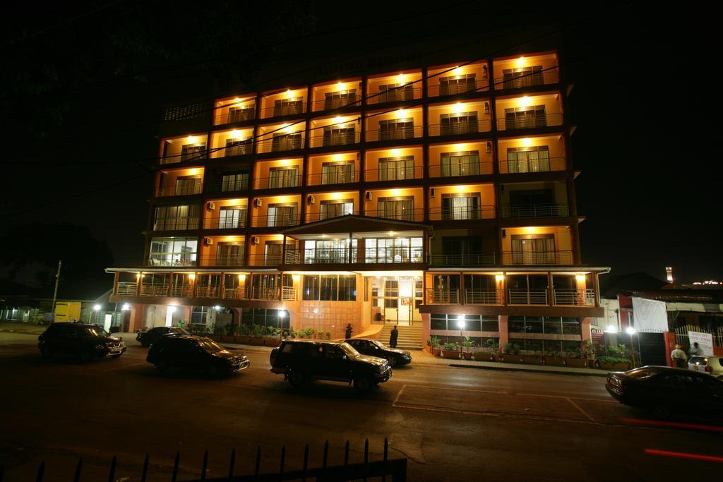HOTEL TRIANGLE 캄팔라